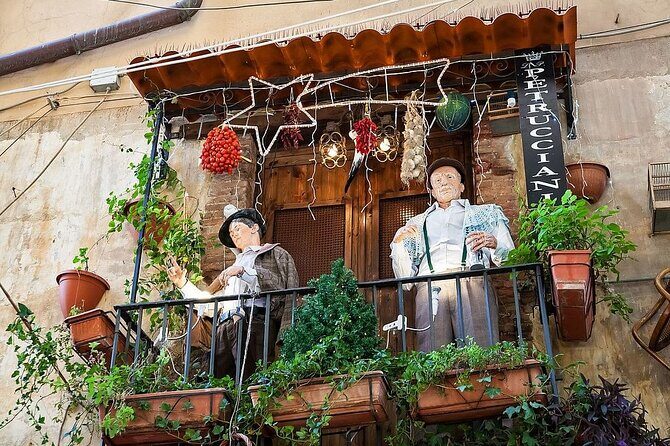 Naples walking tour + Neapolis buried - Uncovering Naples on Foot: A Deep Dive into the Walking Tour + Neapolis Buried