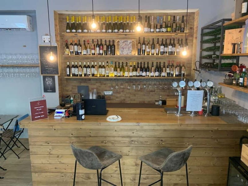 Naples: Wine Tasting Experience with Local Food Pairings - Exploring the Naples Wine Tasting Experience