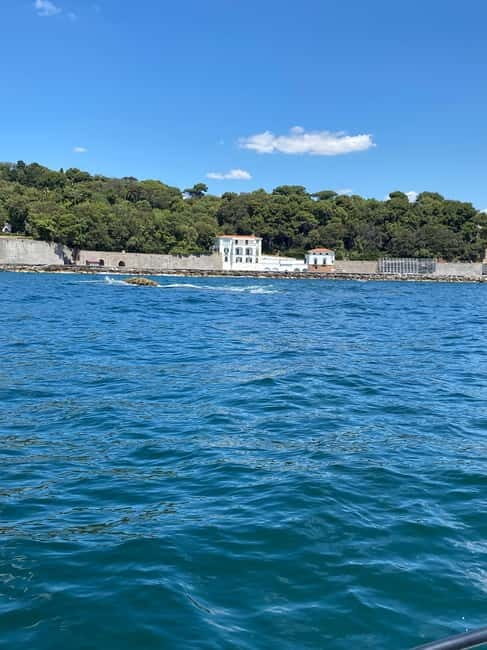 Napoli: Voices of the Sea: Naples Coast Boat Tour Audio - The Sum Up
