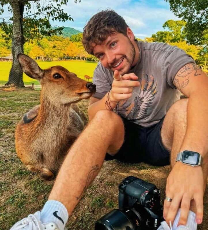 Nara: Professional Photography & Guided Walking Tour - Exploring Nara’s Beauty and Depth in Five Hours