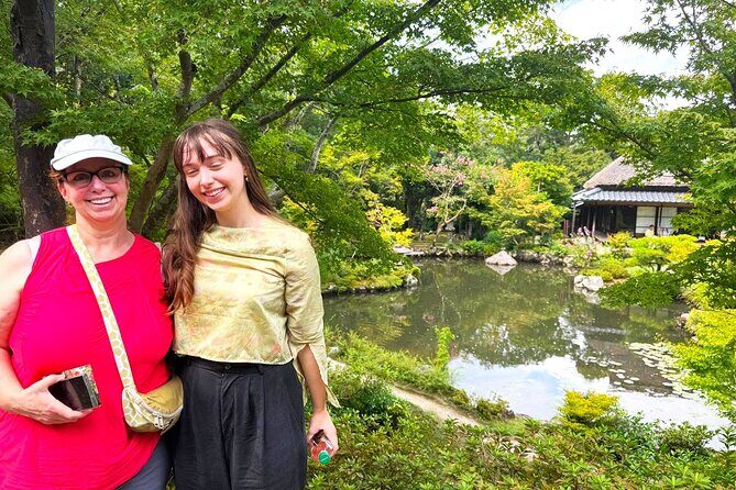 Nara: Yoshikien and Isuien Gardens Tour with Tea Tasting - Key Points
