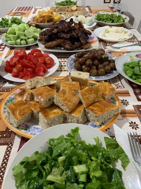 Naraç: authenticity and sharing with an Albanian family - Key Points