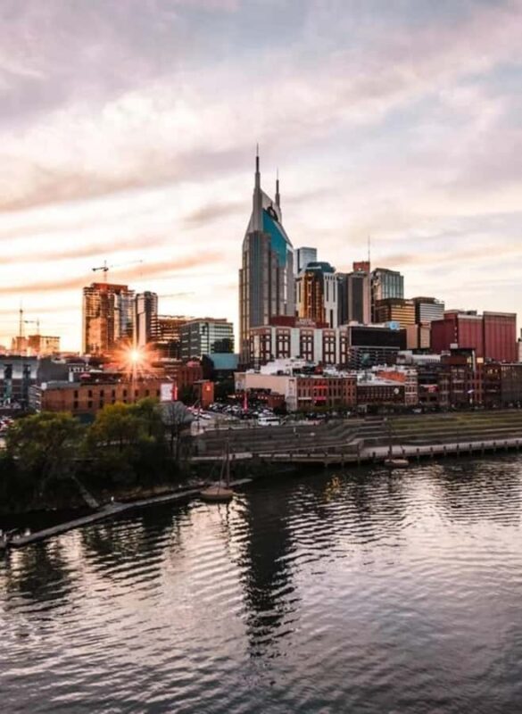 Nashville : Best Street Food Tour With A Local Guide - Authenticity and Experience