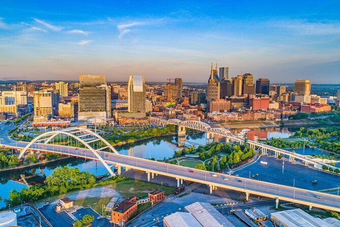 Nashville Downtown Highlights Private Guided Walking Tour - Key Points