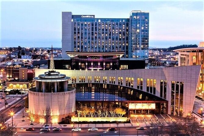 Nashville Fun Pass: Johnny Cash Museum, City Trolley, RCA Studio - Who Is This Tour Best For?