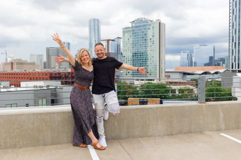Nashville: Romantic Couples Photoshoot with Champagne - What Is This Nashville Couples Photoshoot About?