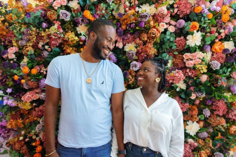 Nashville: Romantic Couples Photoshoot with Champagne - Who Would Love This Experience?
