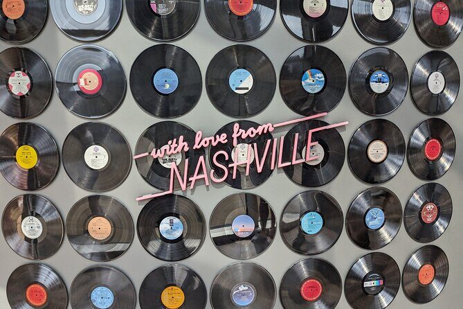 Nashville Scavenger Hunt Walking Tour and Game - Who Will Enjoy This Tour?