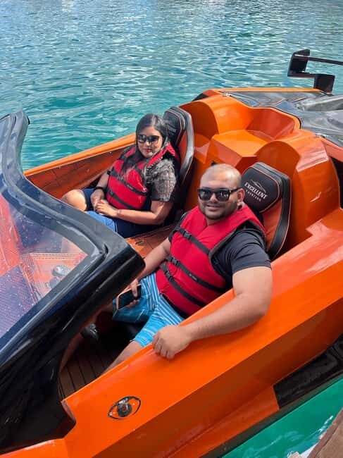 Nassau Bahamas: Jetcar Excursion to Pig Island Tour - An In-Depth Look at the Jetcar to Pig Island Tour