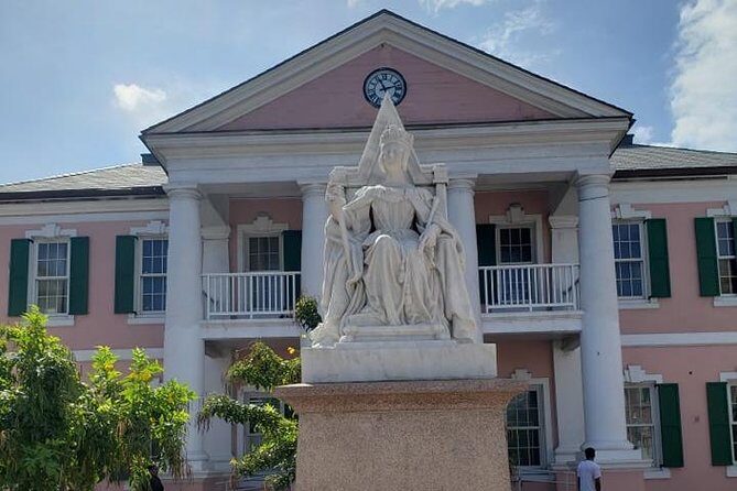 Nassau City Tour: 7 Attractions in the Bahamas - The Sum Up