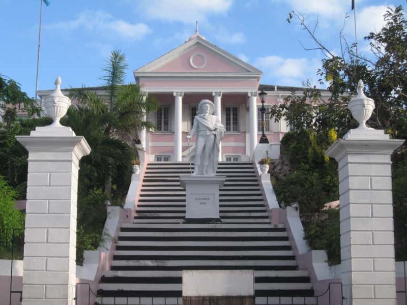 Nassau: Cultural Walking Tour of Downtown Nassau Attractions - Cultural and Artistic Experiences