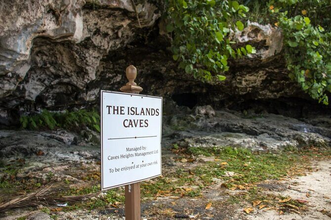 Nassau Express Private Tour: Forts, Parliament & Caves - FAQ