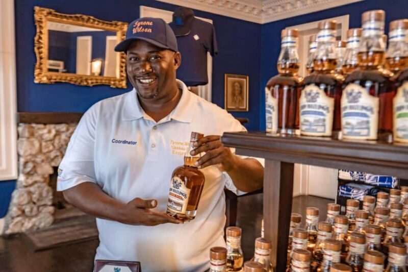 Nassau: Historical Sightseeing Guided Half-Day Tour - The Itinerary Breakdown: What to Expect