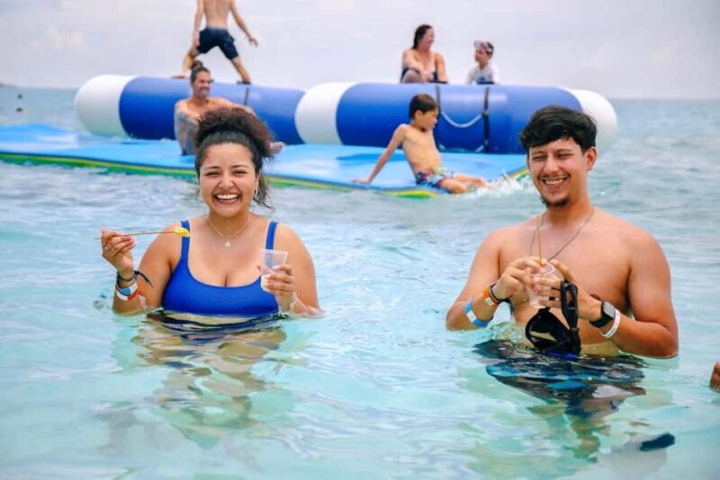 Nassau: ROSE ISLAND PERFECT BEACH DAY GROUP GETAWAY - What Is the Rose Island Beach Day Experience?