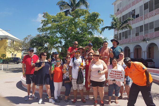 Nassau Shore Excursion: Cultural Heritage Sightseeing Tour - Shopping and Refreshment at Cable Beach & Mimi Straw Market