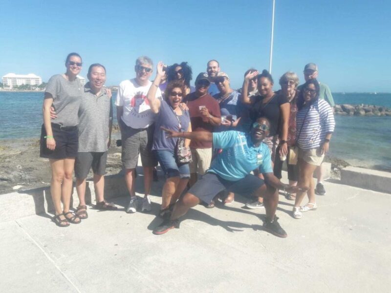 Nassau: Sip, Sample & See, Food & History Bus Tour - Key Points