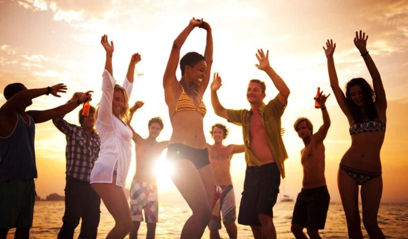 Nassau: Sunset Dinner Cruise - An In-Depth Look at the Sunset Dinner Cruise