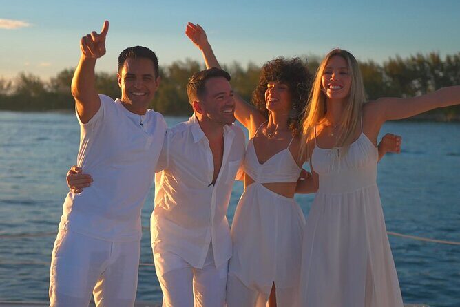 Nassau Sunset Dinner Cruise - The Itinerary in Detail