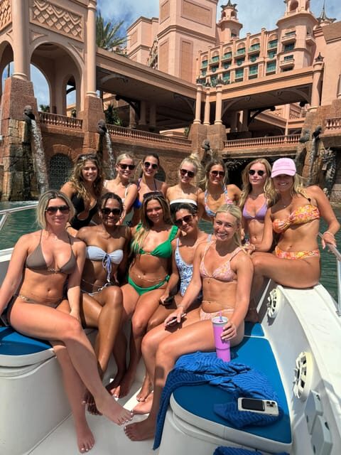 Nassau: Swimming Pigs and Turtles Boat Tour with Snorkeling - FAQ