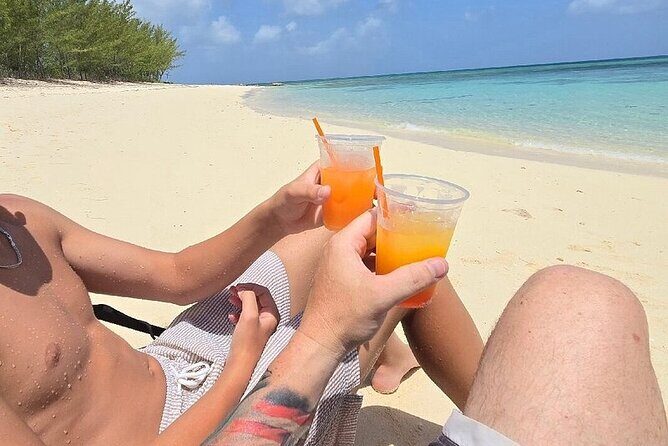 Nassau's Exclusive Kayaking Snorkeling Beach Adventure (6 Max) - Who Should Book This Tour?