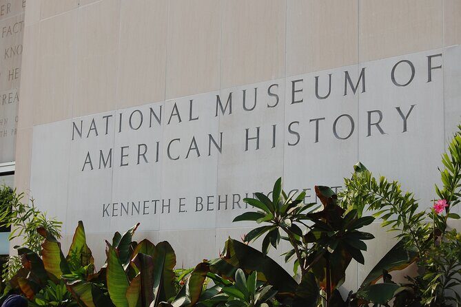 National Archives + American History Museum Exclusive Guided Tour - Navigating Washington DC’s Must-See Sites with a Personal Touch
