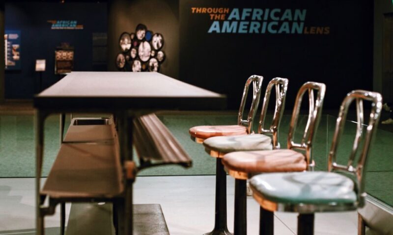 National Archives + American History Museum Semi-Private 8pp - Authentic Experiences Worth Remembering