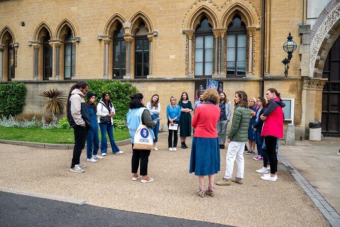 Natural History Museum Tour - by Uncomfortable Oxford - Discovering Oxford Through a Different Lens