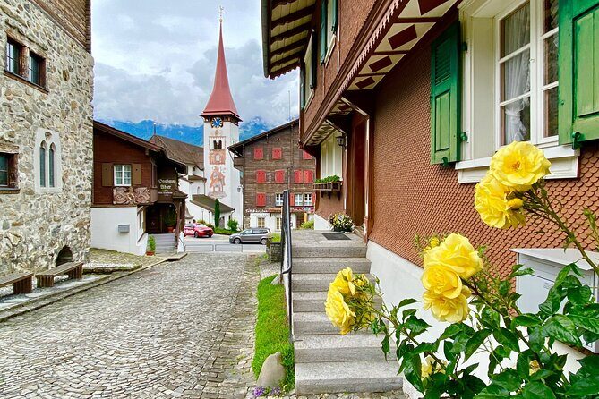 Natural Wonders of Switzerland: Private Day Tour from Zurich - An In-Depth Look at the Tour Experience