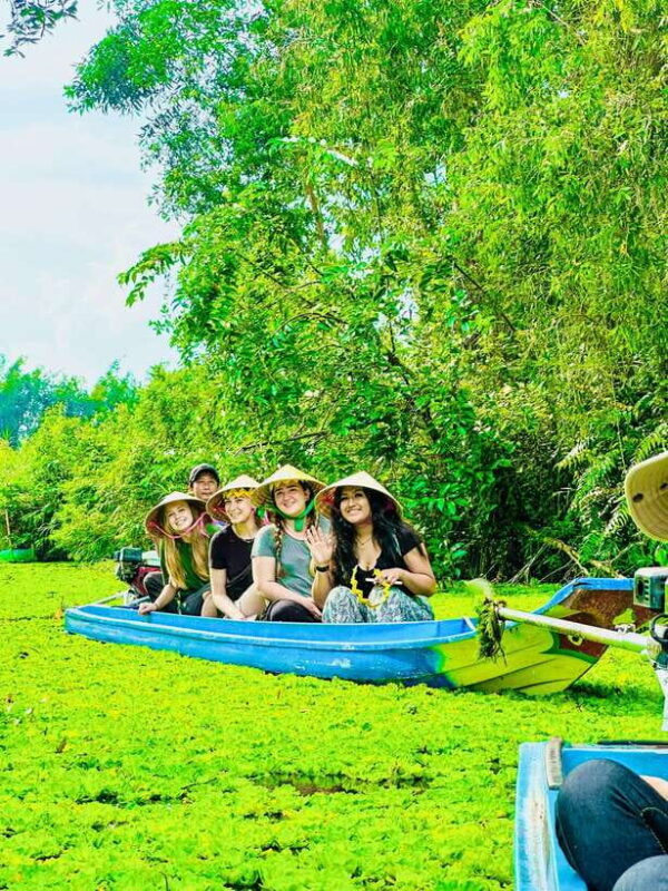 Nature reservation and Floating Market - Key Points