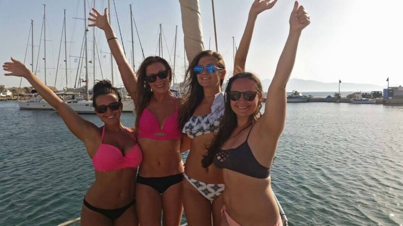 Naxos: Full-Day Sailing Tour w/ Swim Stops, Snacks & Drinks - Key Points