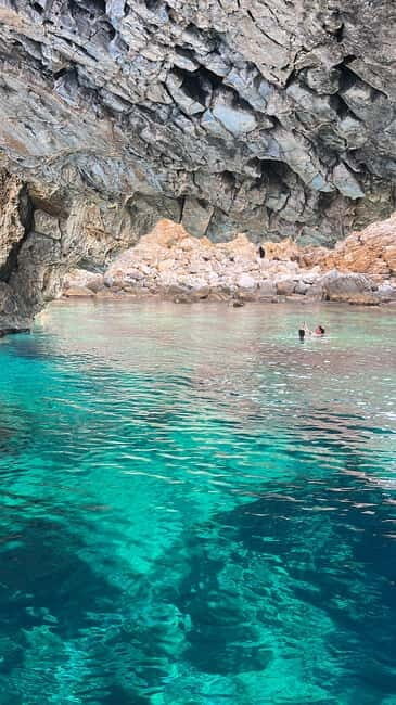 Naxos: Private Boat Tour to Antiparos & Blue Lagoon - The Sum Up