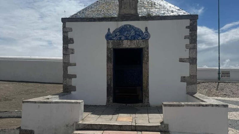 Nazaré in depth: History, panoramas, and flavors - Tasting Portugal: Tapas and Wine Overlooking the Ocean