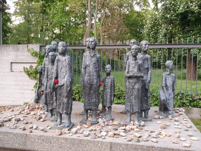 Nazi Berlin and the Jewish Community Tour - Practical Considerations