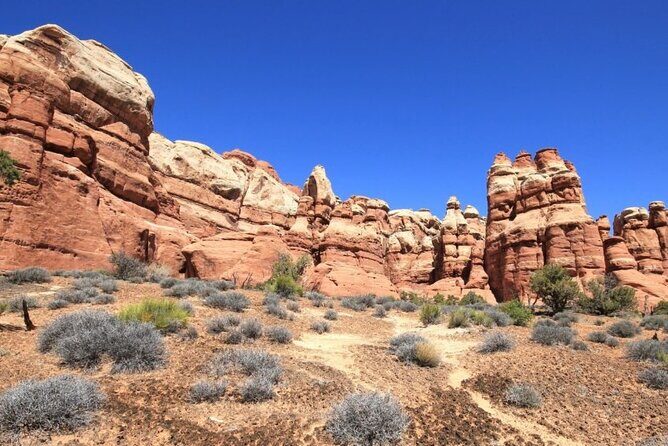 Needles Canyonlands 4X4 Jeep Tour from Moab (3 Person Minimum) - The Sum Up