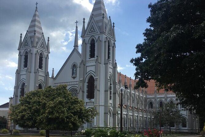 Negombo City Tour & String Hopper Cooking Experience Half Day - Frequently Asked Questions