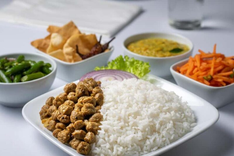 Negombo: Private City Tour with Ayurvedic Massage & Lunch - Key Points