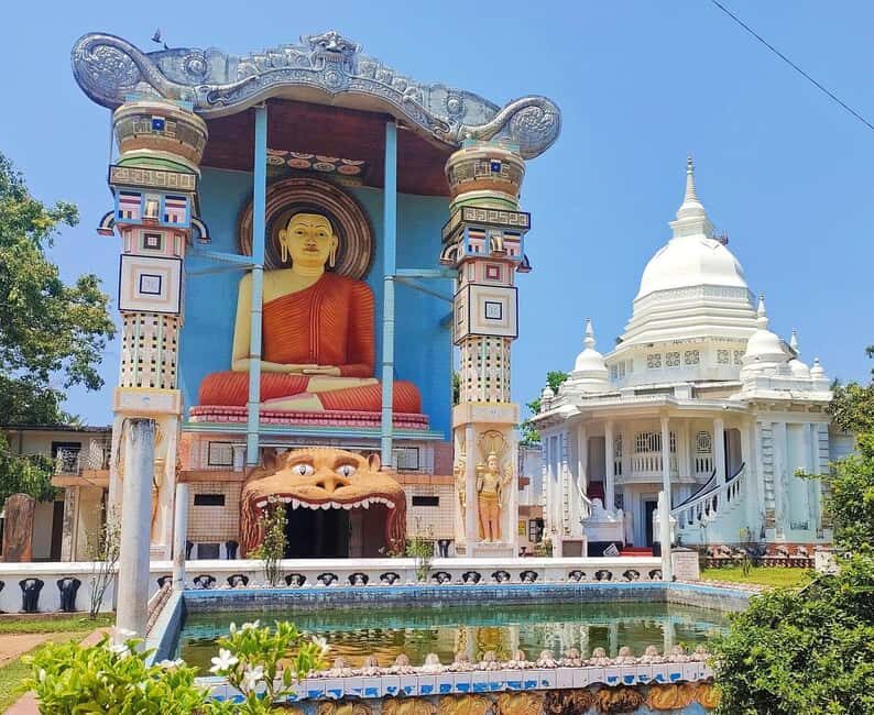 Negombo Private Tour: Market, Temples & Canal - Key Points