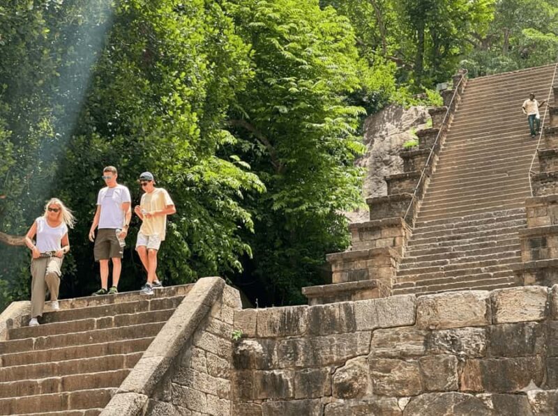 Negombo to Sigiriya Drop: Yapahuwa Hike and Dambulla Temple - Turning a Transfer into a Cultural Journey