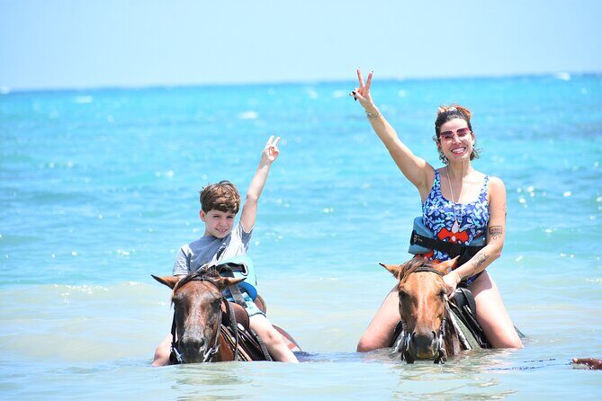 Negril 45-minute Guided Horseback Ride and Swim - An Introduction to the Experience