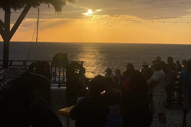 Negril 7 Mile Beach and Ricks Cafe Tour from Montego Bay - FAQ