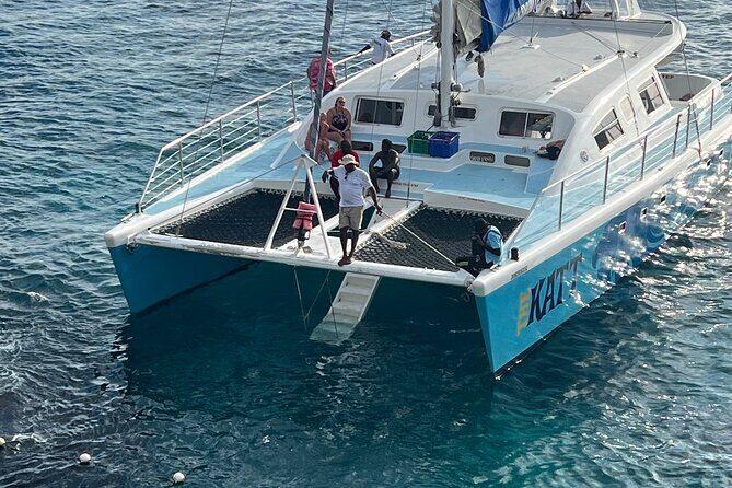 Negril 7 mile Beach, Party Catamaran Cruise and Ricks Cafe Combo - Who Is This Tour Best Suited For?