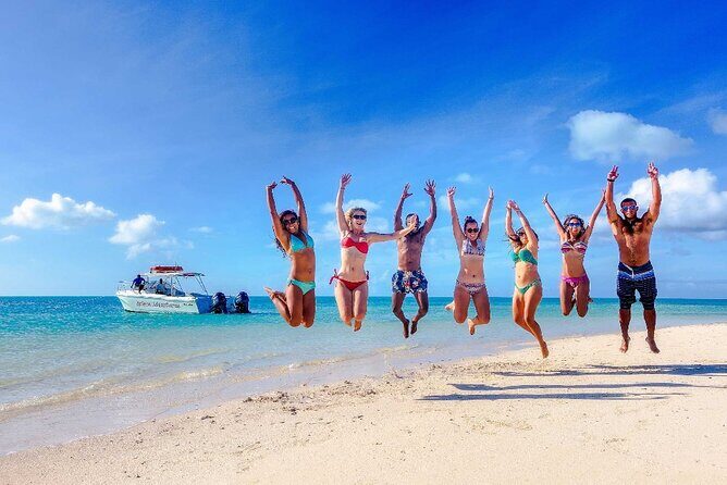 Negril 7 Mile Beach Ricks Café and Shopping Tour from Montego Bay - What’s Included and What’s Not