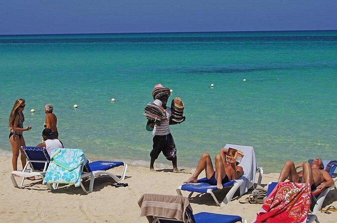 Negril 7 Mile Beach & Rick's Café Combo Tour from Montego Bay - FAQs