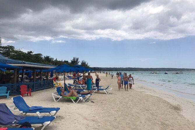 Negril 7 Mile Beach & Ricks Cafe Sunset Tour (Private ) - Key Points