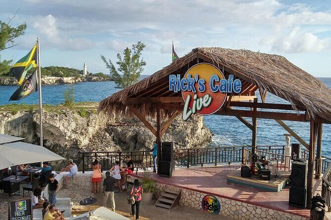 Negril Beach, Ricks Cafe and Margaritaville from Montego Bay - Key Points