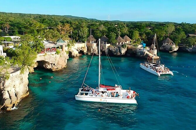 Negril Catamaran Morning Sail with Snorkeling & Pirates Cave - An Introduction to the Experience