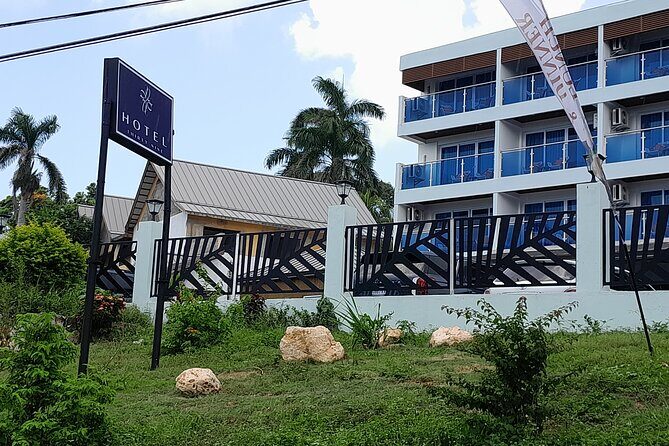 Negril Ricks Cafe Day trip from any Montego Bay Hotels - Analyzing the Cost and Value