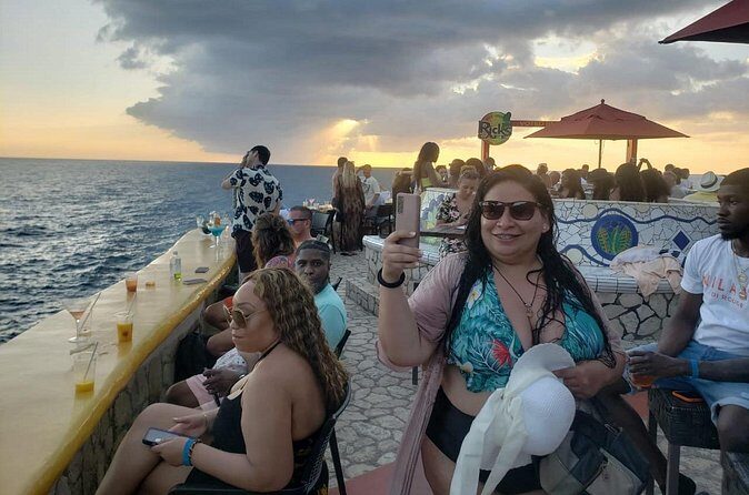 Negril Seven Mile beach, Catamaran Cruise ,Parasailing,with Sunset at Ricks Cafe - What This Tour Means for You
