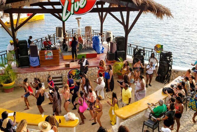 Negril Seven Mile Beach & Ricks Cafe Combo Tour from Montego Bay - A Deep Dive into the Tour Experience