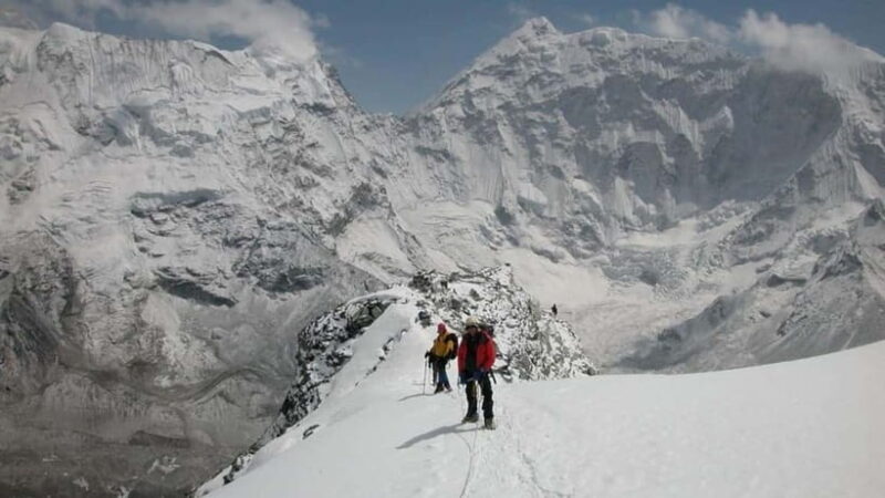 Nepal: Island, Pokalde, and Lobuche Peaks 27-Day Trek - What It’s Like to Climb These Peaks